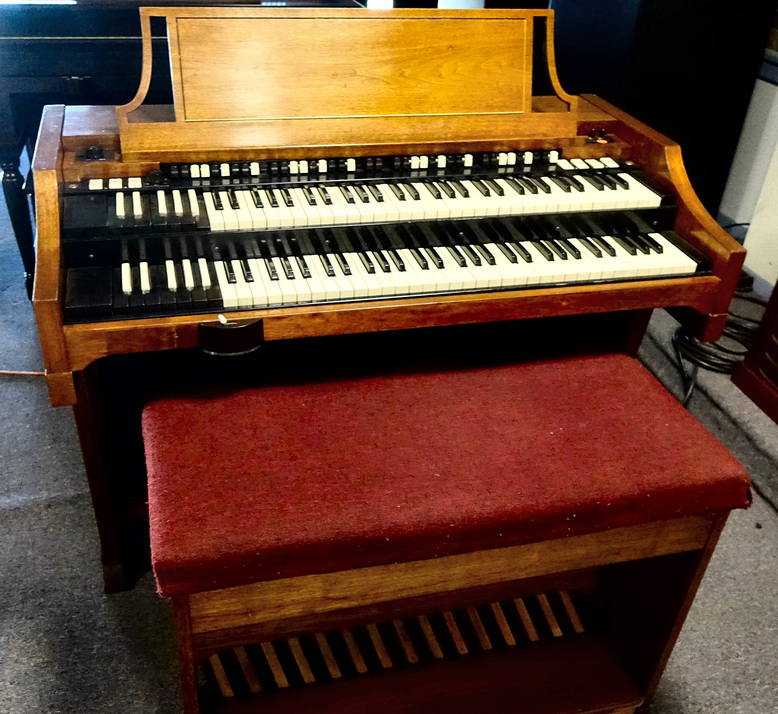 Bill Kap Piano Company "Ohio's Largest Piano Showcase"