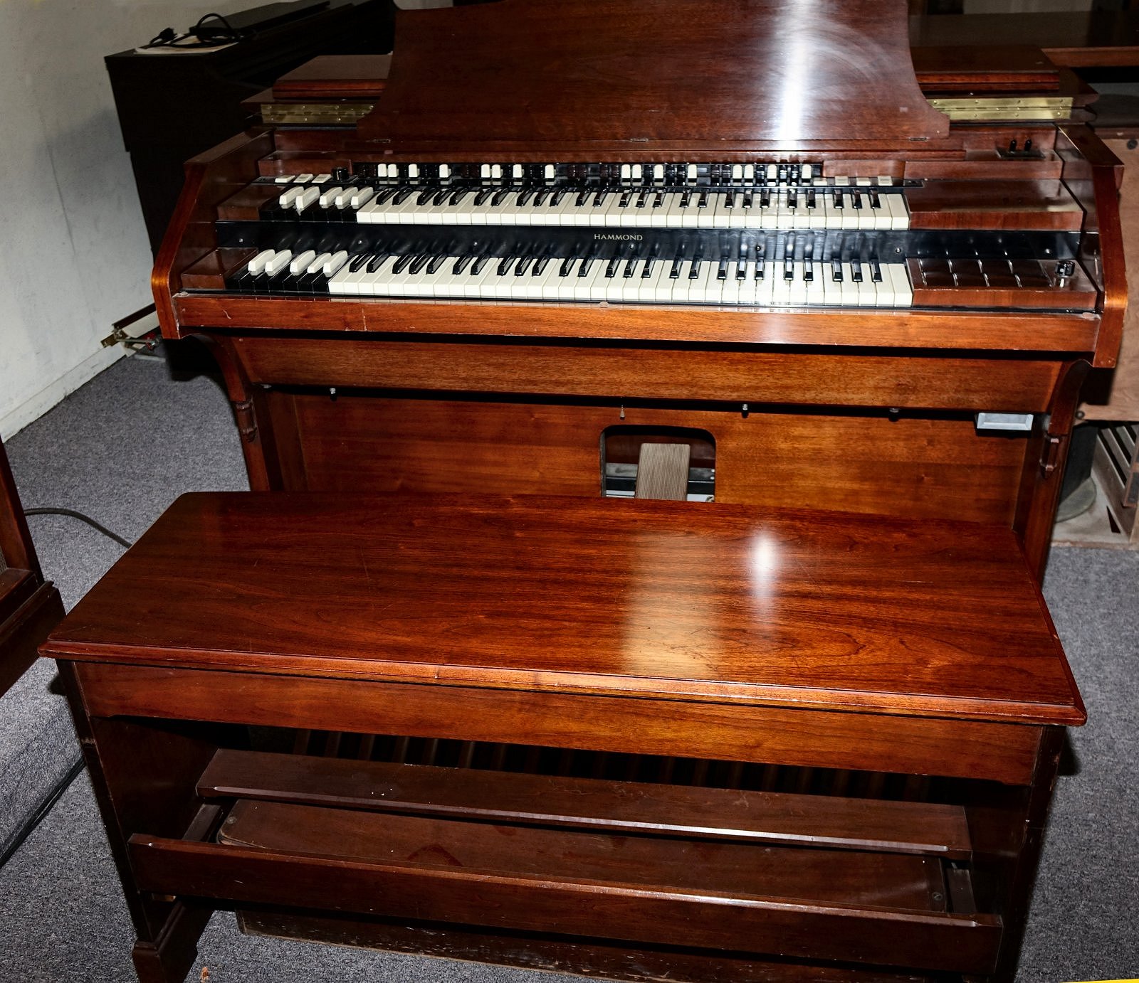 Bill Kap Piano Company "Ohio's Largest Piano Showcase"