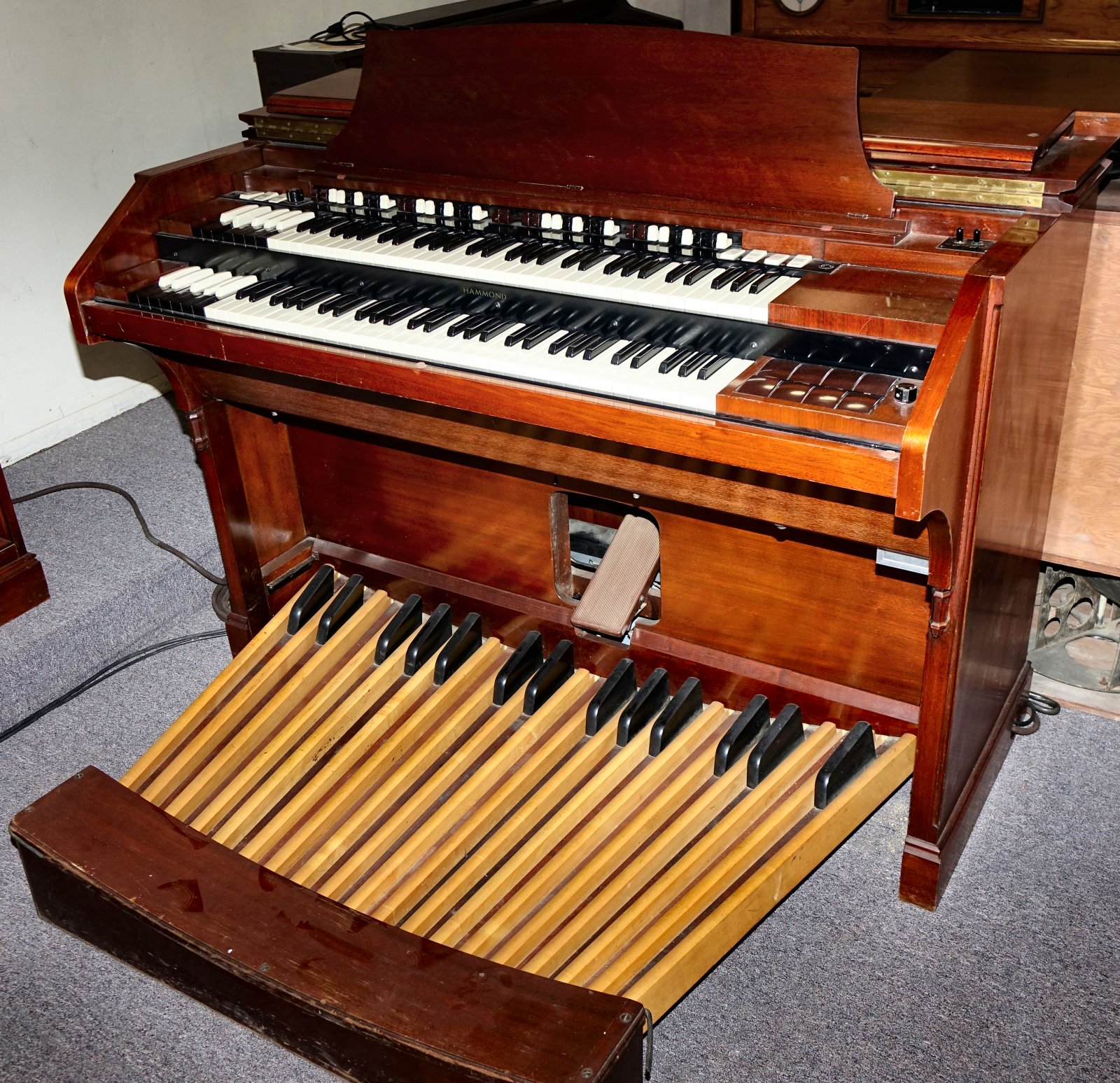 Bill Kap Piano Company "Ohio's Largest Piano Showcase"