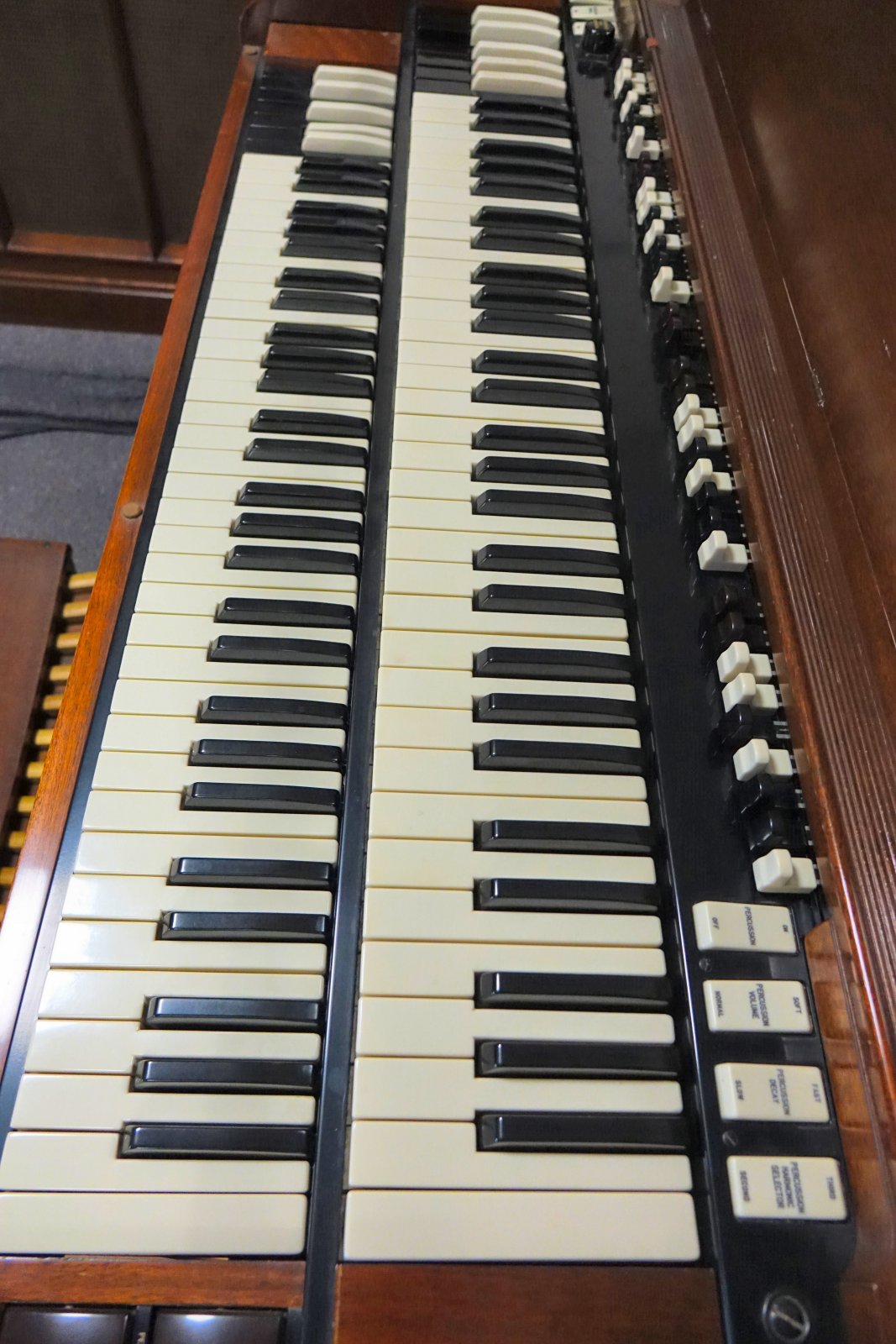 Bill Kap Piano Company "Ohio's Largest Piano Showcase"